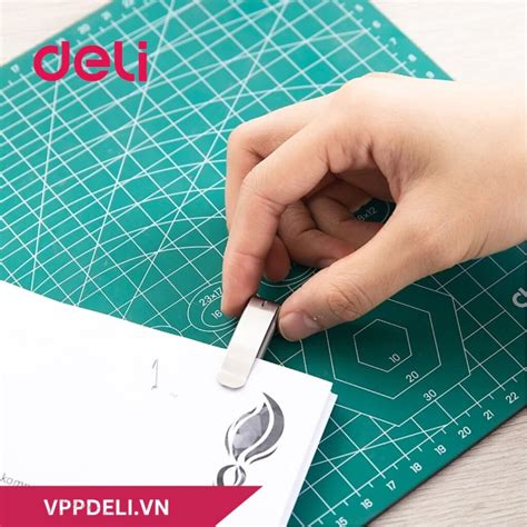 MÁy ĐỤc LỖ Deli E0130 100 TỜ Deli Việt Nam MÁy ĐỤc LỖ Deli E0130 100 TỜ Deli Việt Nam
