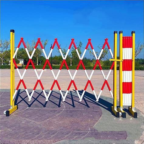 Mobile Concertina Safety Barrier Retractable Barricade