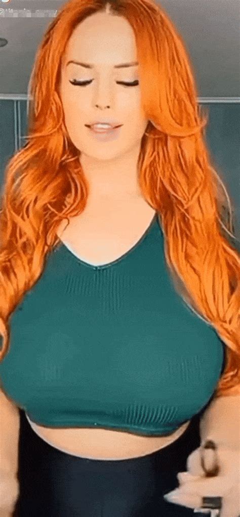 Redhead In Green R 2busty2hide