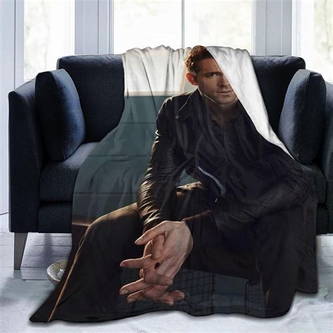 Ryan Actor Reynolds Throw Blanket Soft Plush Travel Blanket For Bedroom Living Room Couch Office