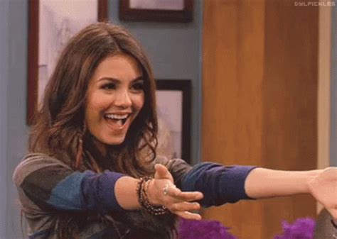 Victoria Justice S