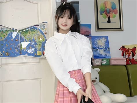 寄明月翻跳 刘雨萱lyx 刘雨萱lyx 哔哩哔哩视频