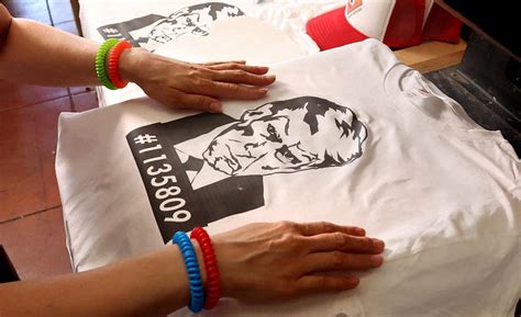Trump Mug Shot A Big Hit India News