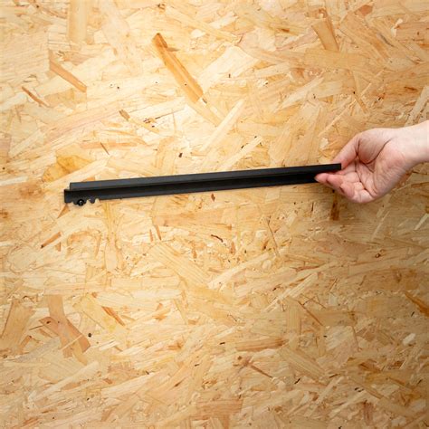 Spirit Level Tool And Marker Aid Makes Installing Things Level Easy