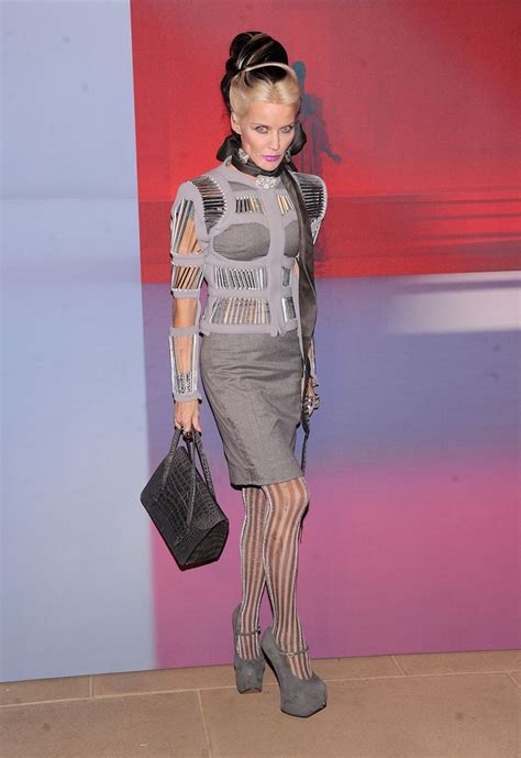 Daphne Guinnesss Best Style Moments Prove Shes The Ultimate Fashion Muse