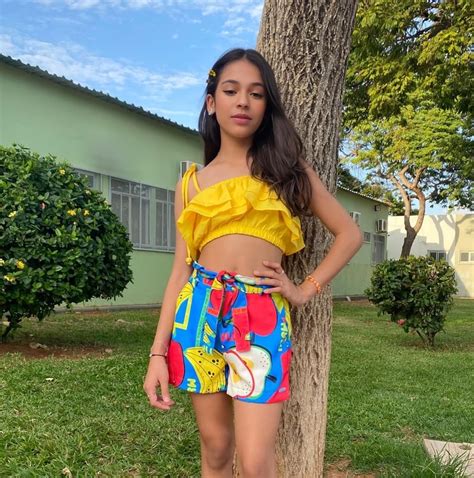 Picture Of Malu Frota