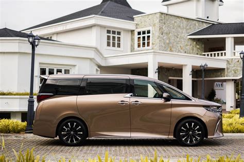 2024 Toyota Alphard Price In Malaysia Specificatiosn Size