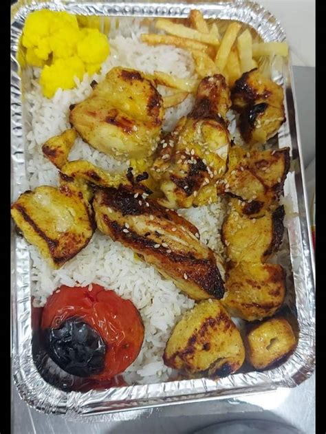 رستوران و تهیه غذای منو مامان در ملایر همدان