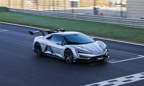 Byd U9 Electric Supercar Launched Tops 309 Kmph And 0 100 In 2 3 S