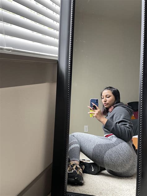 Old Shoes What Do Yall Think Hows My Shoe Game 👟👠👞🥾👢👡😈😈🤤🤤👑👑🇵🇰🇵🇰
