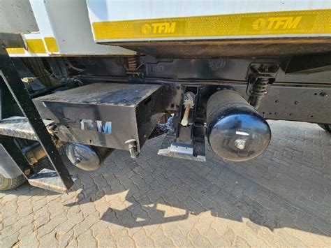 2019 Ud Quester Cwe 330 Compactor Truck Sn5503 Pr Group