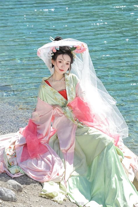 小狐狸叫黛黛 的个人主页 微博 花瓣网