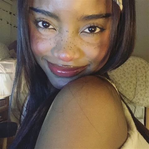 Christellaaa🍓 Itsschristella • Threads Say More