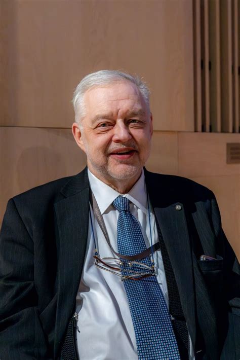 Sintezēt Pagātni Ar Nākotni Intervija Ar Lnb Direktoru Andri Vilku Bibliotekalv