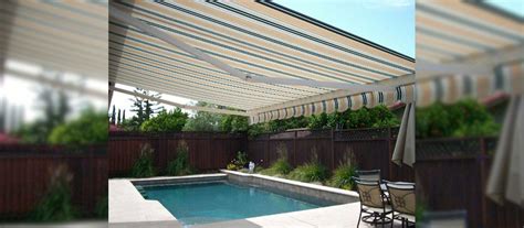 3 Great Retractable Patio Awning Ideas