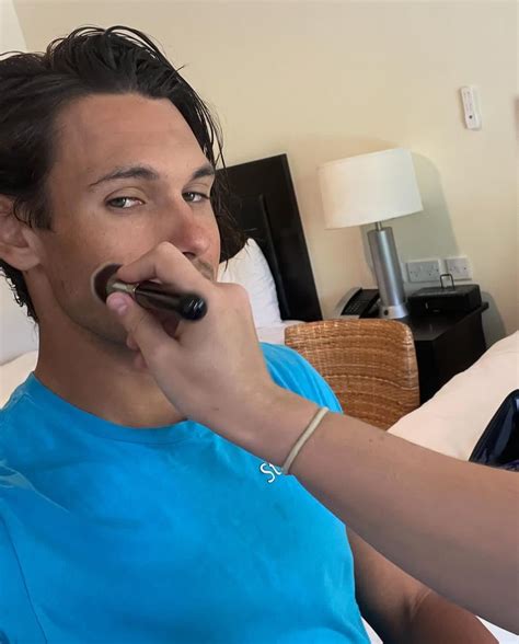 Below Deck Fans Mock Dylan Pierre De Villiers Over Paid Cameo In Vanderpump Rules