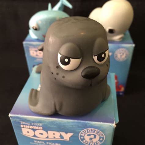 Funko Mystery Mini Finding Dory Figures Fluke Destiny And Bailey Hobbies And Toys Toys And Games
