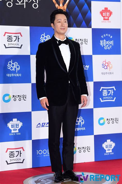 [방송][t포토] 박해일 정직한 포즈 Ytn