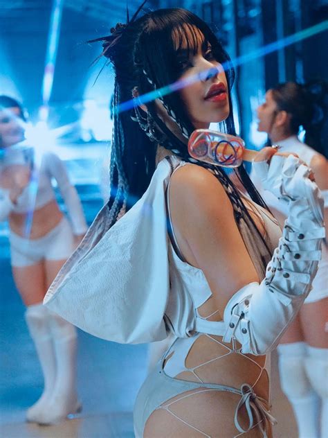 Kenia Os Inició El K23 Tour” En El Auditorio Nacional Cantando Como La Flor” De Selena