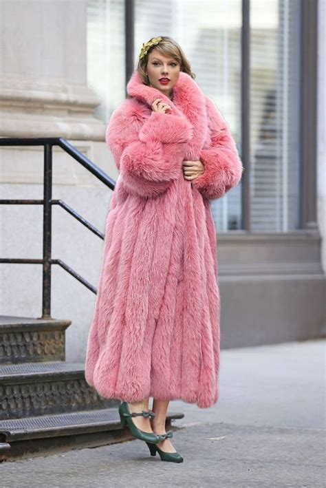 Pin By Ede Wolf On Fox Fur Pink Fur Coat Fur Coats Women Long Fur Coat