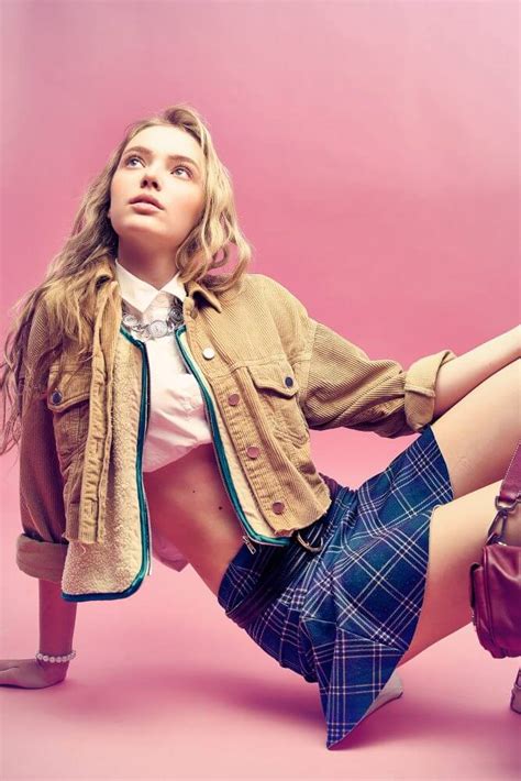 Karolina N Model Agency Team・evviva｜東京の外国人モデル事務所 ティーム・エヴィーバ