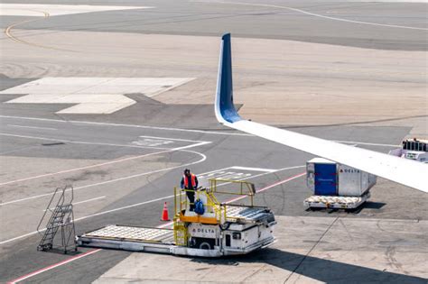 40개 이상의 Uld 스톡 사진 그림 및 Royalty Free 이미지 Istock