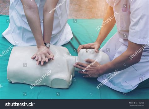 Cpr Training Medical Procedure ภาพสต็อก 551782102 Shutterstock