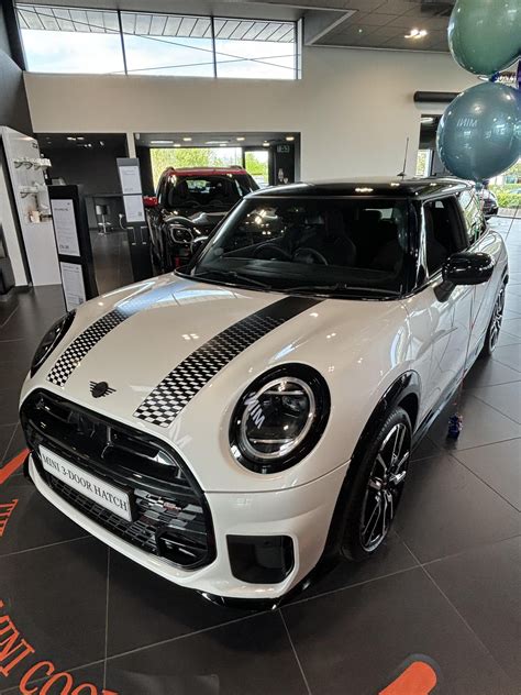 Mini F66 More Photos Rmini