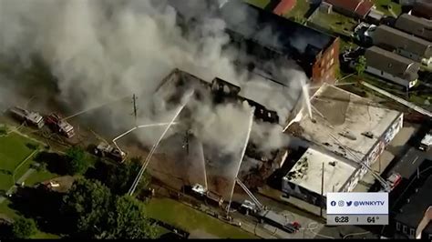 Louisville Warehouse Fire Wnky News 40 Television