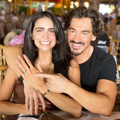 Esposo De Bárbara De Regil Le Hace Meme Y Se Vuelve Viral