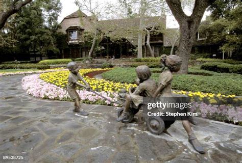 Michael Jackson Neverland Photos And Premium High Res Pictures Getty