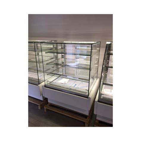Vertika Confectionery Display Unit By Bolarus 2026