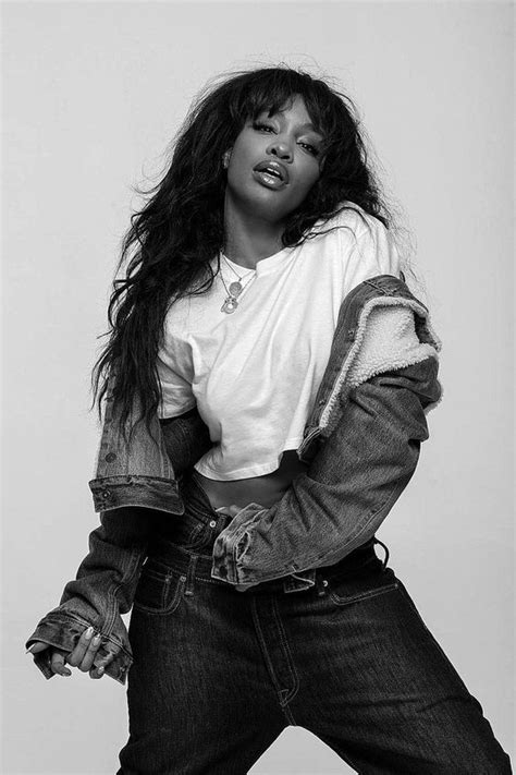 Sza Bio 6 Most Iconic And Effortlessly Cool Fashion Moments Fashonation