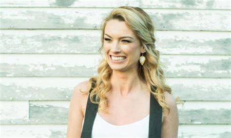 Kate Campbell Decked Out Married