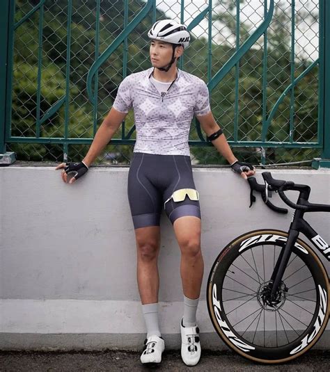 Untitled Cycling On Instagram ️ Reposted From Zzanggus Mazingaaa 선물로 친구를 사지마라 선물을 주지