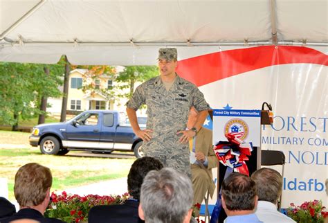 Families Move Into New Base Housing At Arnold Afb Arnold Air Force Base Article Display