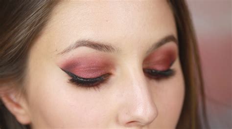 Red Eyeshadow Makeup Tutorial Shameless Fripperies