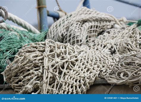Visnetten Op Een Boot Stock Afbeelding Image Of Boei 33581401