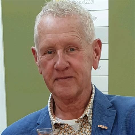 Bertus Dokter Werknemer Veluweservicediensten Linkedin