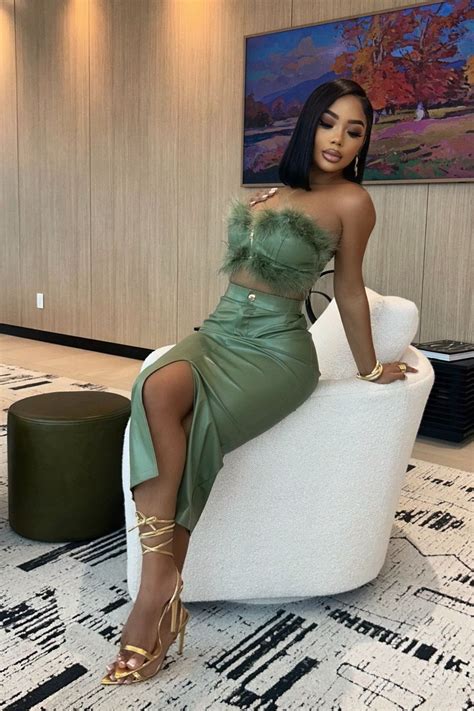 Catch Your Eye Skirt Set Classy Black Woman Outfits