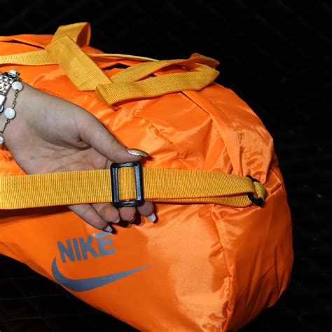 ⭐️ خرید اینترنتی ساک ورزشی مدل استخری 1403 فروشگاه دیگسون ⭐️