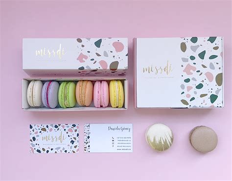 How Macarons Packaging Should Be Done To Avoid Any Damage Unique