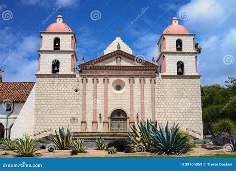 Santa Barbara Mission Imagen De Archivo Imagen De California 39704059