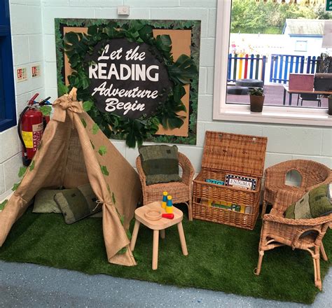 Montessori Reading Corner Preschool Reading Center Book Corner Eyfs Reading Corner Classroom