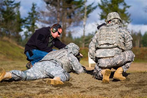 Real Life Halo Soldiers Learn Advancements In Modern Warfare Weapons