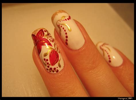 Red Flower Nail Artnails