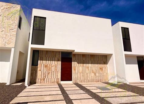 Casa En Venta En Privada En Juriquilla Querétaro Mx