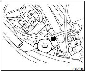 Nissan Altima L33 2013 2018 Owners Manual Windshield Washer Fluid
