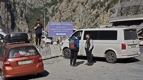 Russians Cross The Georgian Border Jamnews