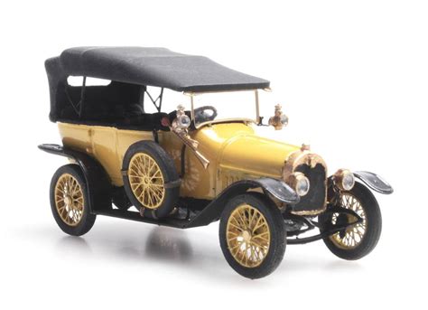 Audi 10 28 Yellow Artitecshop